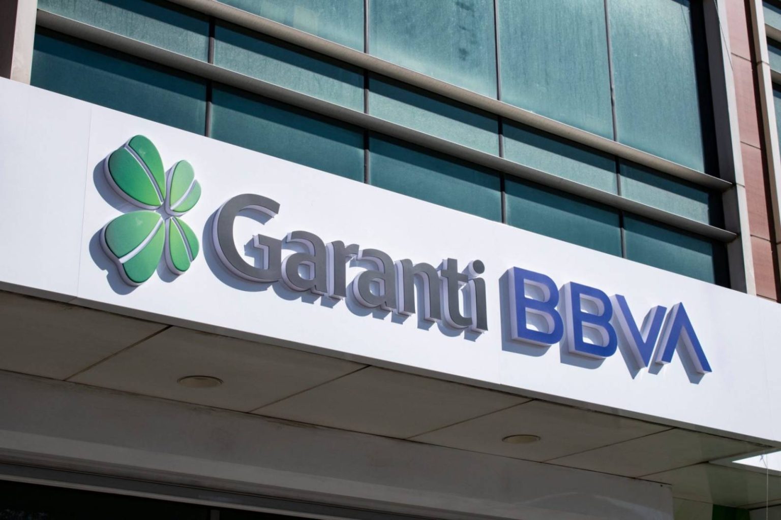 Număr de telefon Garanti BBVA România call center. Contact non stop ...